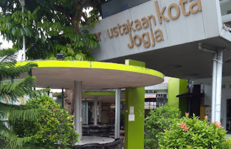 5 Perpustakaan Jogja: Nyaman, Lengkap dan Bikin Betah! - Deepublish